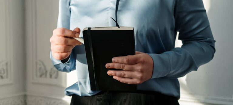 Addiction or Compulsive Behavior? How to Tell the Difference | East ...